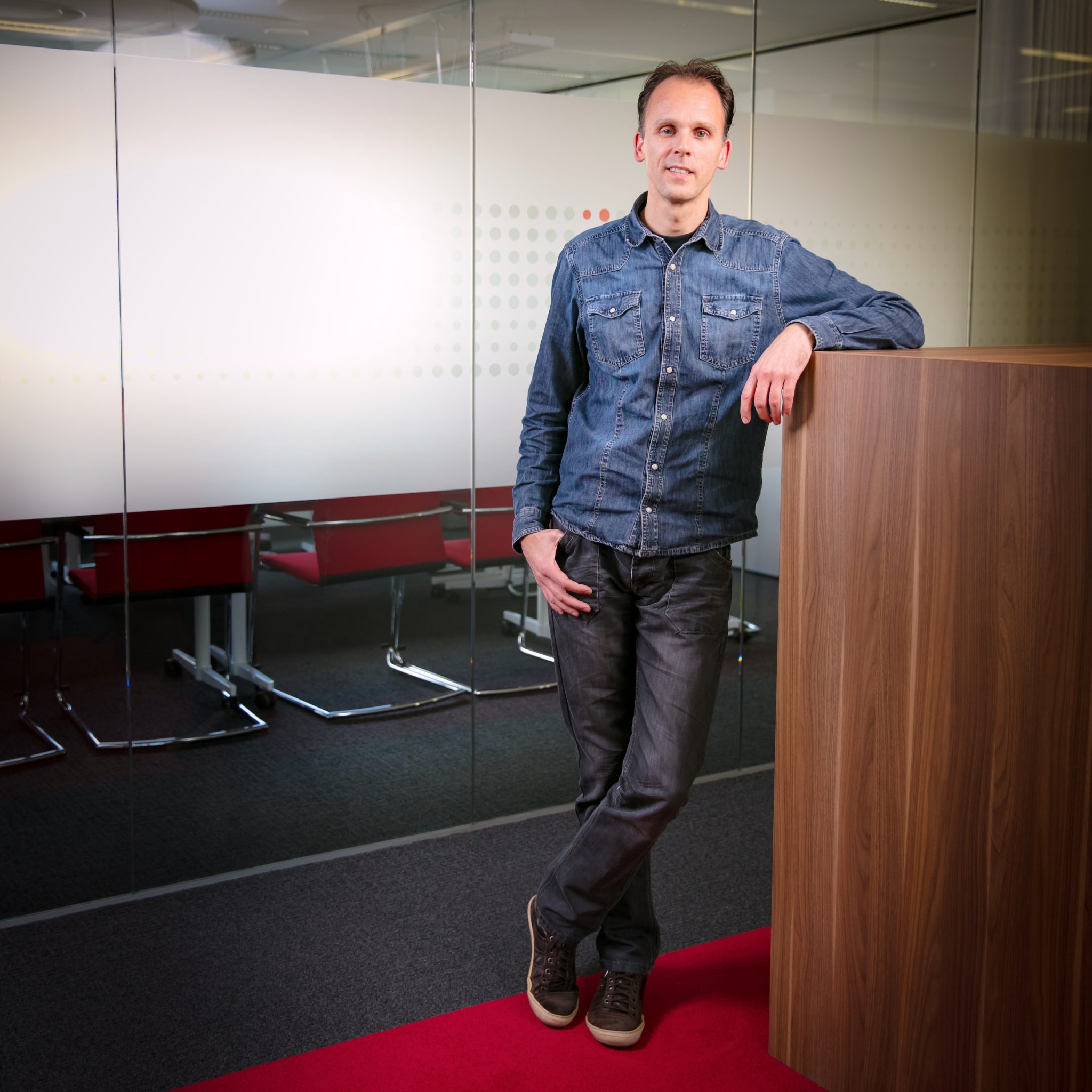 Onno van der Helm - LRCB